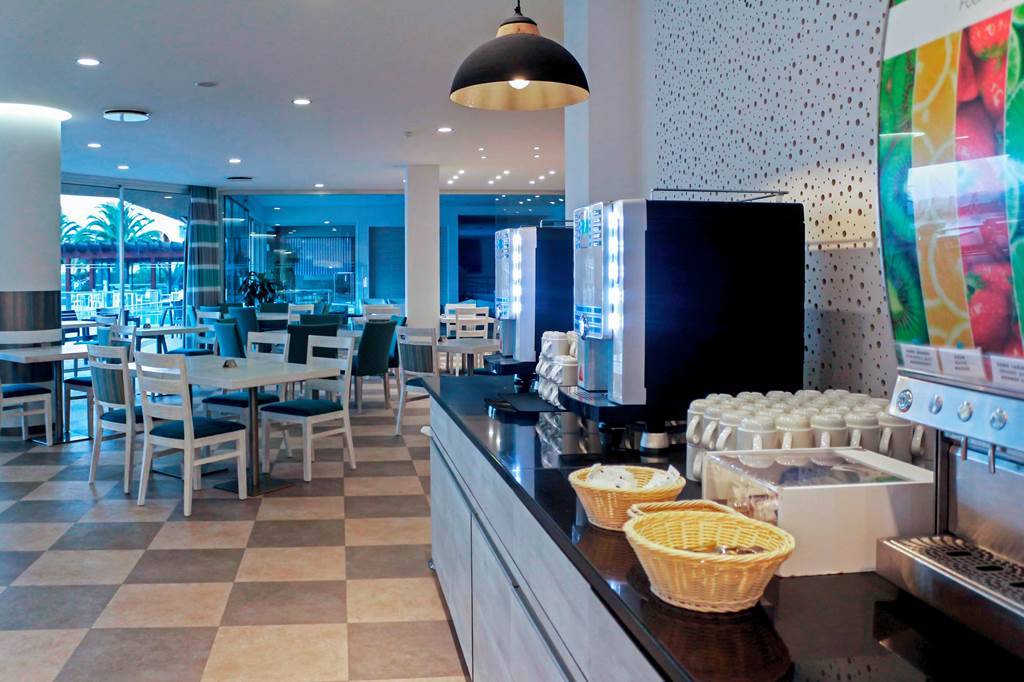 The Views Oasis - Canico hotels | Jet2holidays