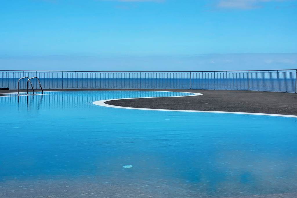 Rocamar Complex - Royal Orchid Aparthotel - Canico hotels | Jet2holidays