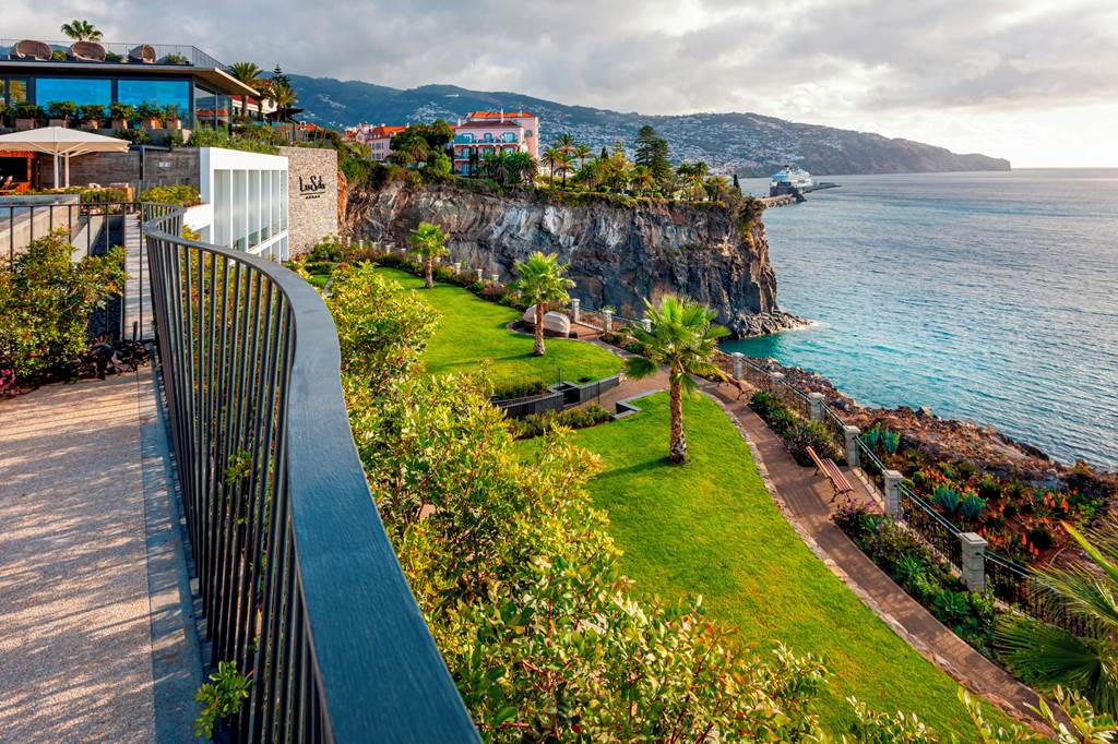 Les Suites at The Cliff Bay - Funchal hotels | Jet2holidays