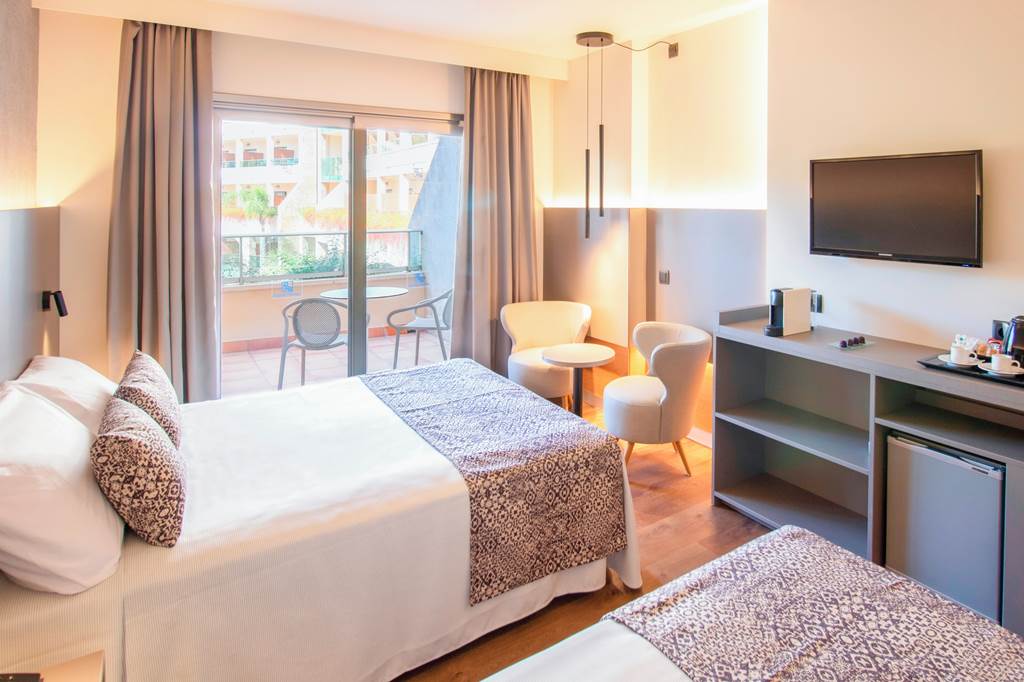Golden Bahia de Tossa & Spa - Tossa De Mar hotels | Jet2holidays