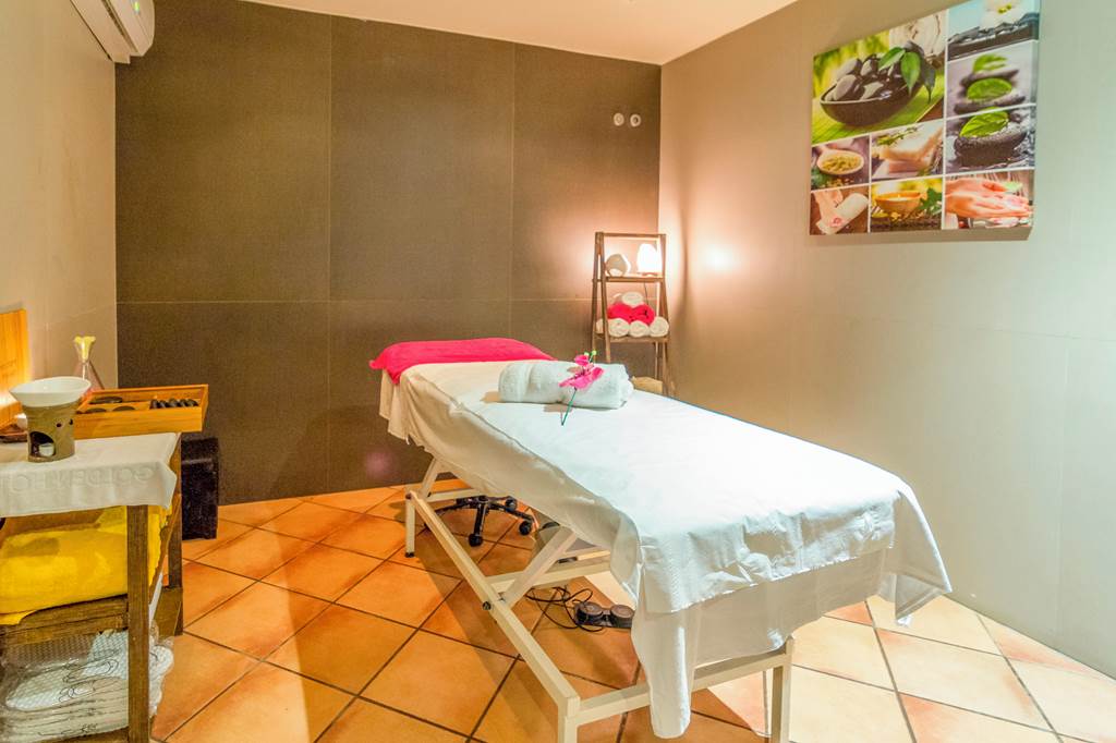 Golden Bahia de Tossa & Spa - Tossa De Mar hotels | Jet2holidays