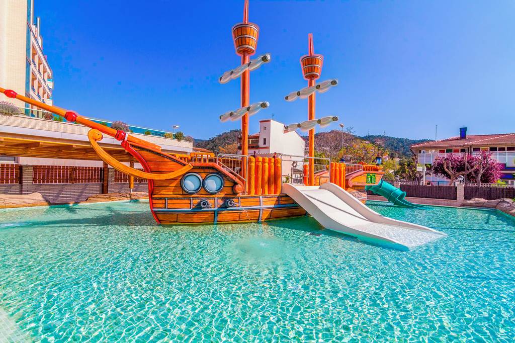 Golden Bahia de Tossa & Spa - Tossa De Mar hotels | Jet2holidays