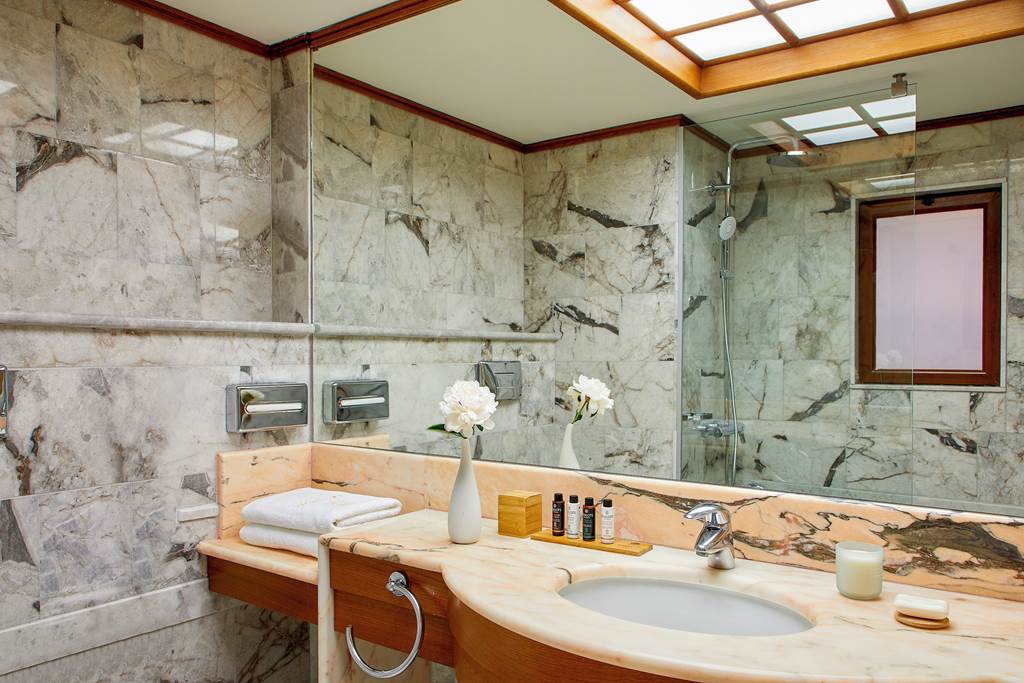 Minoa Palace Resort - Platanias - Chania hotels | Jet2holidays