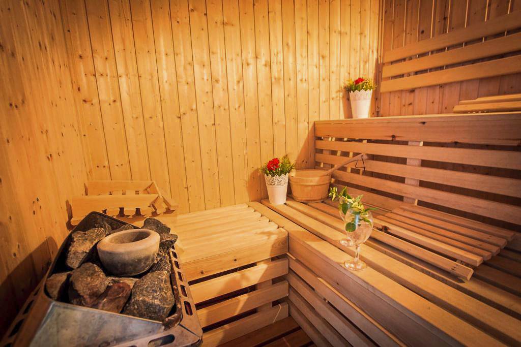 Hotel Frixos & Apartments - Malia hotels | Jet2holidays