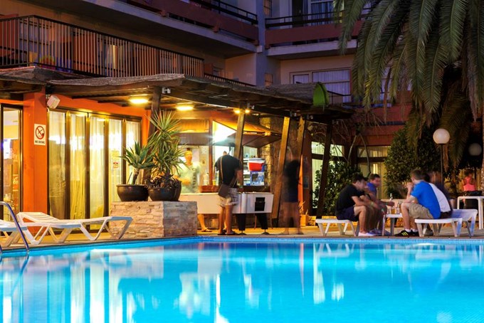 Azuline S'Anfora & Fleming Hotel - San Antonio Hotels | Jet2holidays