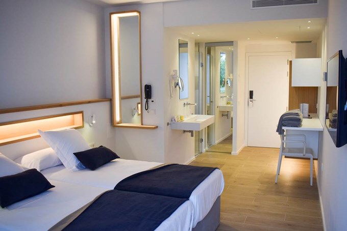 Hotel Anfora Ibiza Playa Es Cana Hotels Jet2holidays hotel-anfora-ibiza-playa-es-cana-hotels-jet2holidays