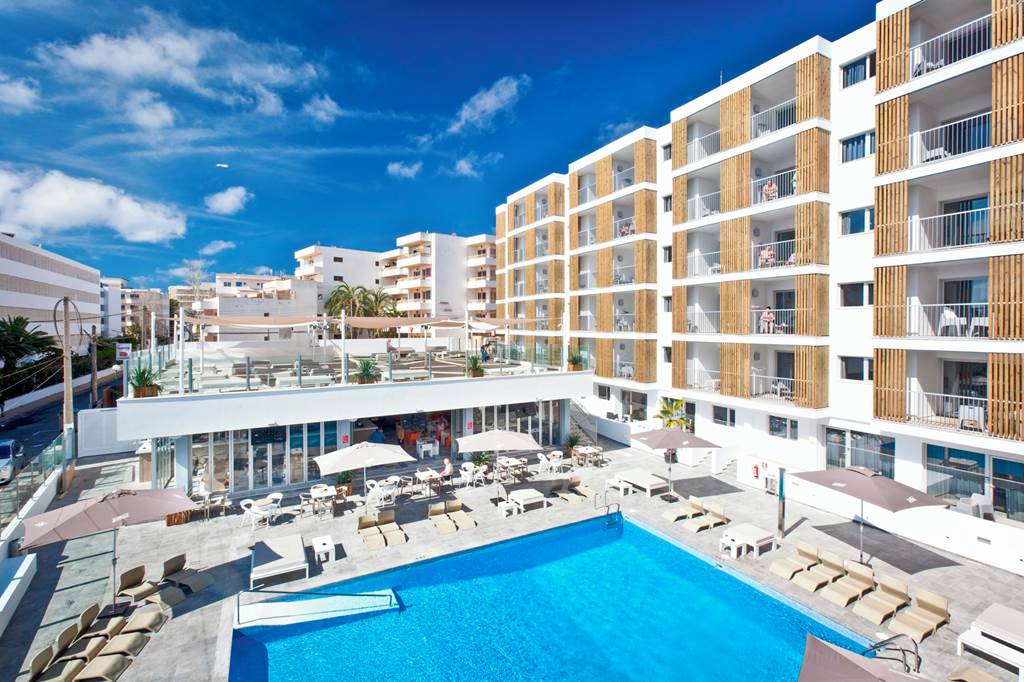 Ryans Ibiza Apartments - Playa D'En Bossa hotels | Jet2holidays