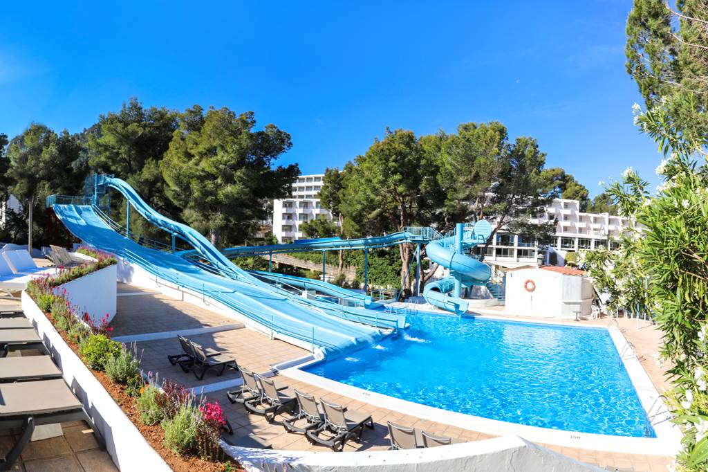 Sandos El Greco Beach Hotel, Portinatx | Voyager Travel Direct