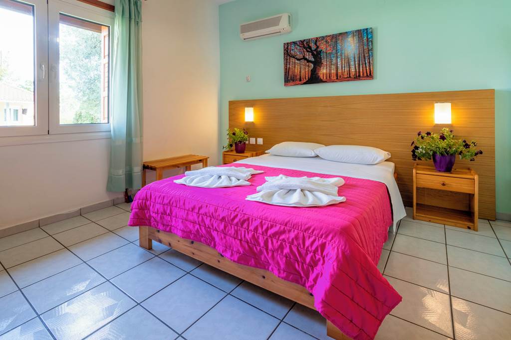 Princess House - Skiathos Town hotels | Jet2holidays