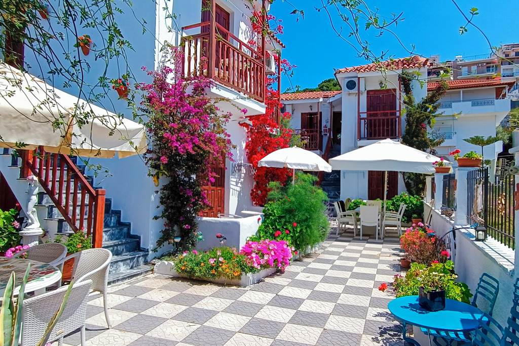 Amalthia Studios - Skiathos Town hotels | Jet2holidays
