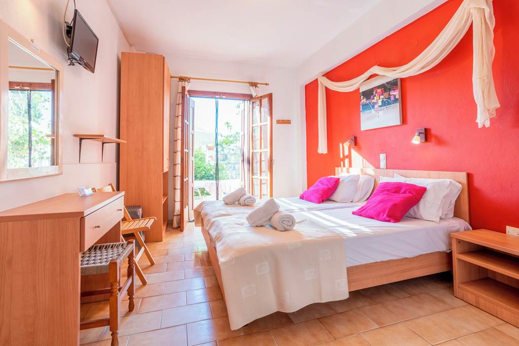 Amalthia Studios - Skiathos Town hotels | Jet2holidays