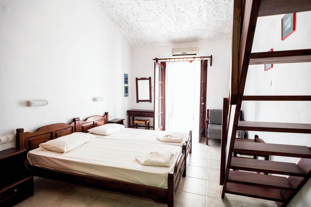 Villa Amalia Apartments - Koukounaries hotels | Jet2holidays