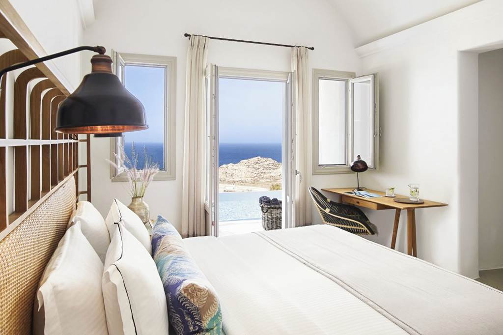 Santo Pure Oia Suites & Villas - Oia hotels | Jet2holidays