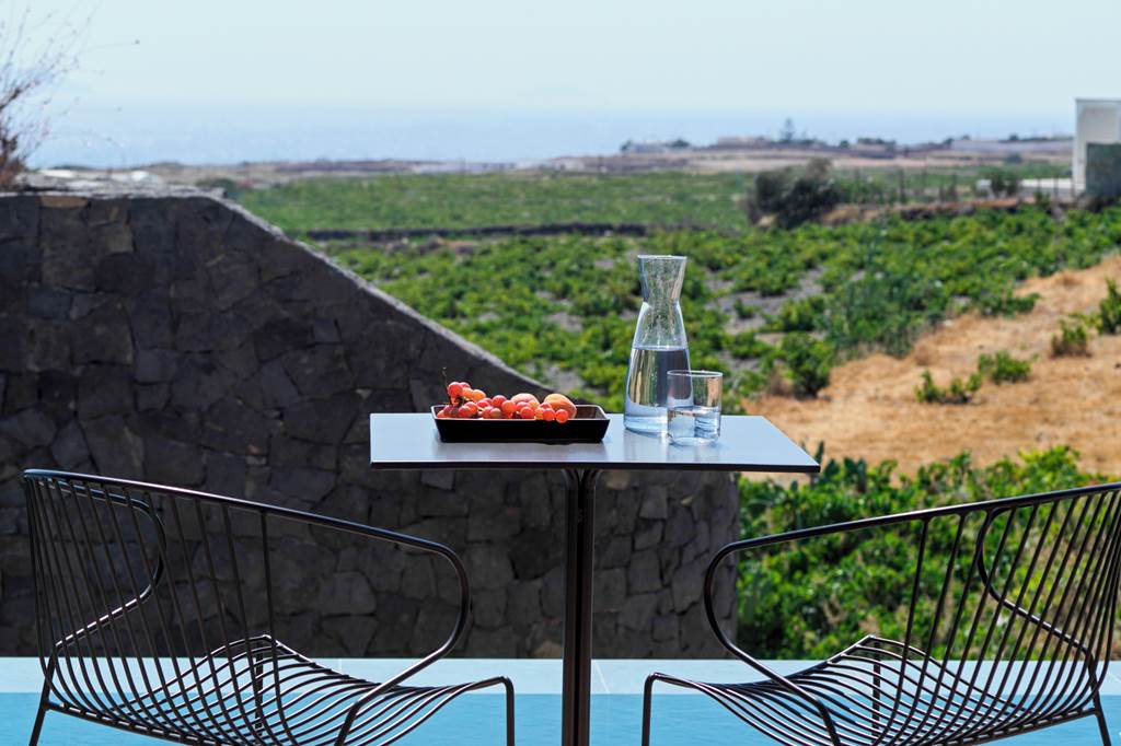 Magma Resort Santorini - The Unbound Collection by Hyatt - Vourvoulos ...