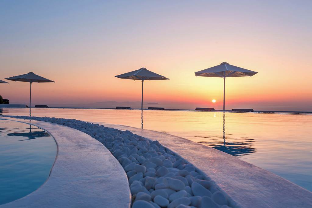 Amber Light Villas - Imerovigli hotels | Jet2holidays