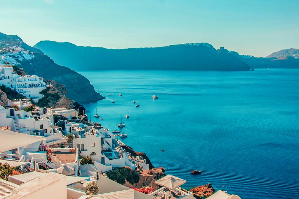 Splendour Resort - Firostefani hotels | Jet2holidays