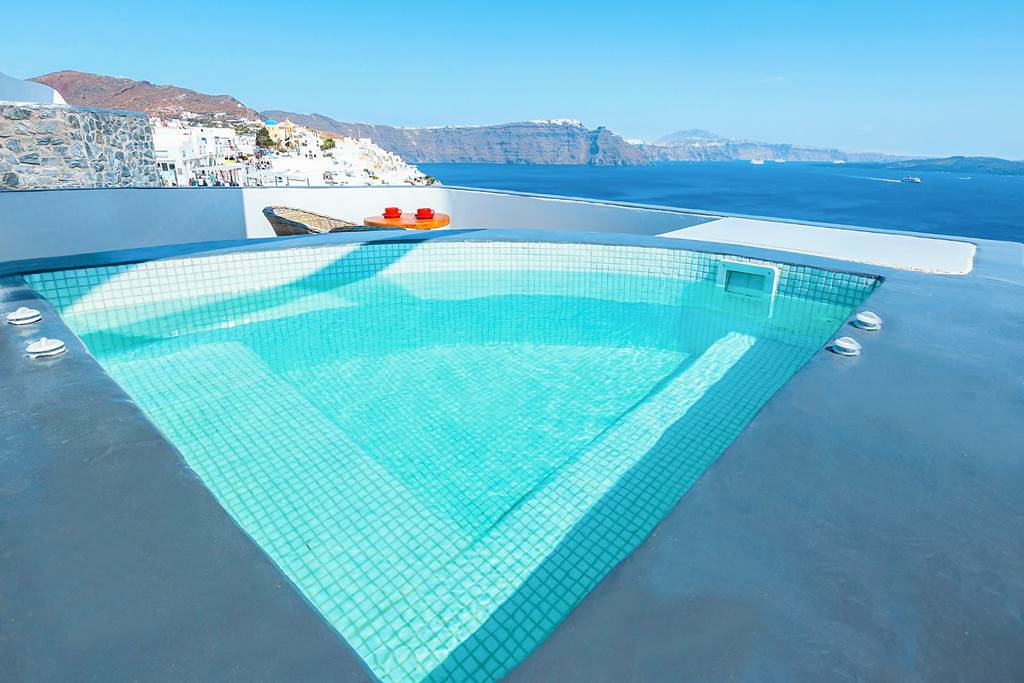 Santorini Secret Premium - Oia hotels | Jet2holidays