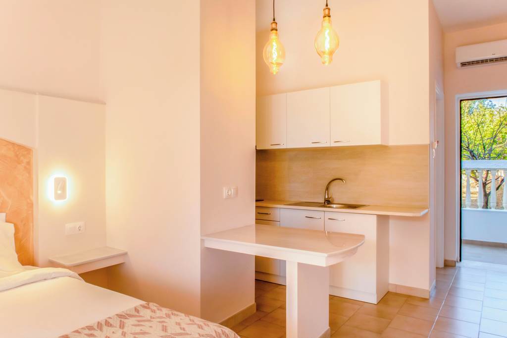 Marilen Hotel - Alinda hotels | Jet2holidays
