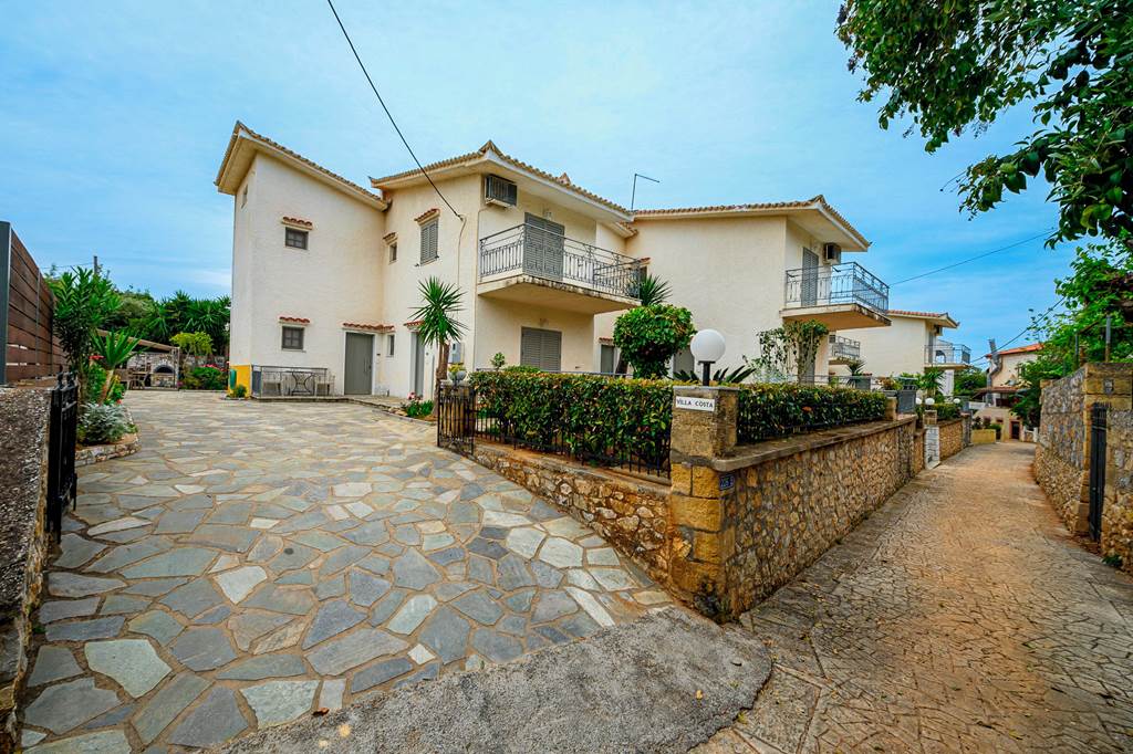 Villa Kosta Hotel & Apartments - Stoupa hotels | Jet2holidays