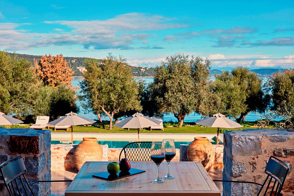 100 Rizes Luxury Sea Side Resort - Kamares hotels | Jet2holidays