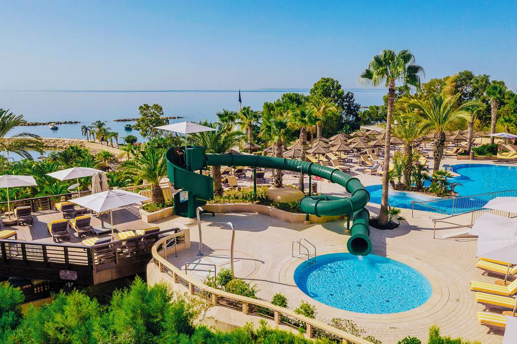 Four Seasons. - Limassol (Larnaca Airport) hotels | Jet2holidays