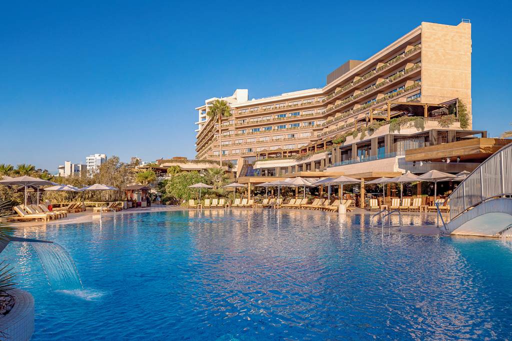 Four Seasons. - Limassol (Larnaca Airport) hotels | Jet2holidays