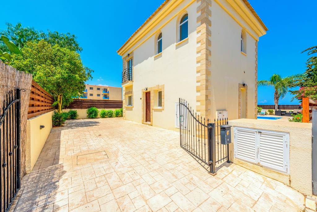 Villa Irina Cyprus | Jet2Villas | Jet2holidays