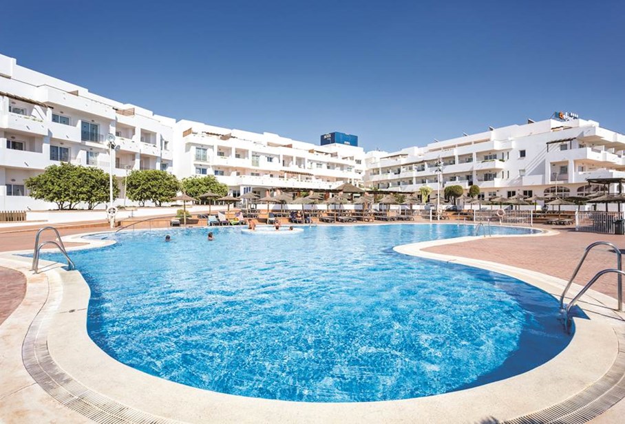 El Toyo Holidays & Best Deals 2024/2025 | El Toyo Hotels | Jet2holidays