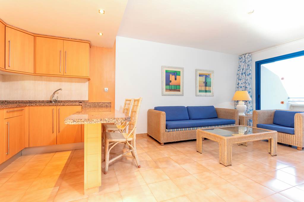 LIVVO Hotels Lago Taurito & Waterpark - Playa Taurito hotels | Jet2holidays