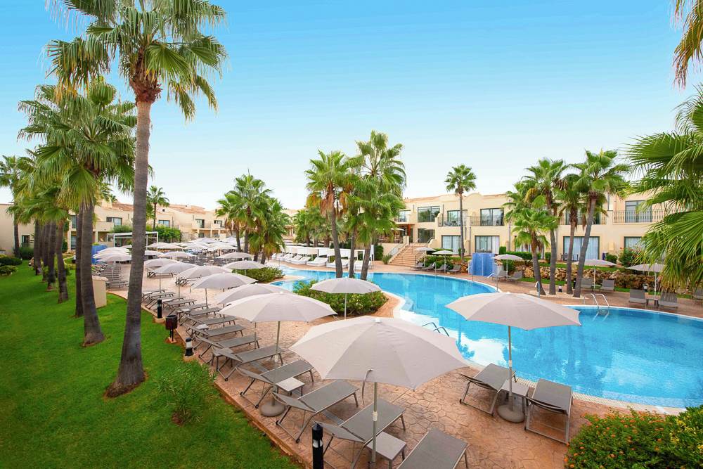 Valentin Star - Cala'n Bosch hotels | Jet2holidays