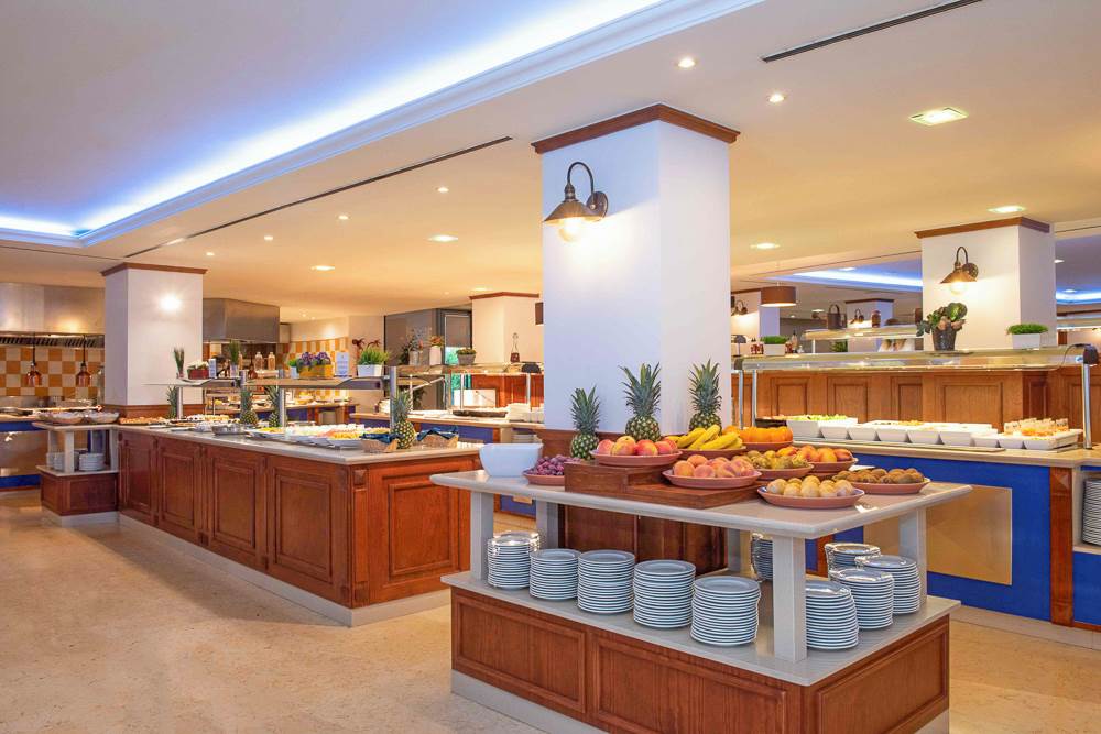 Valentin Star - Cala'n Bosch hotels | Jet2holidays