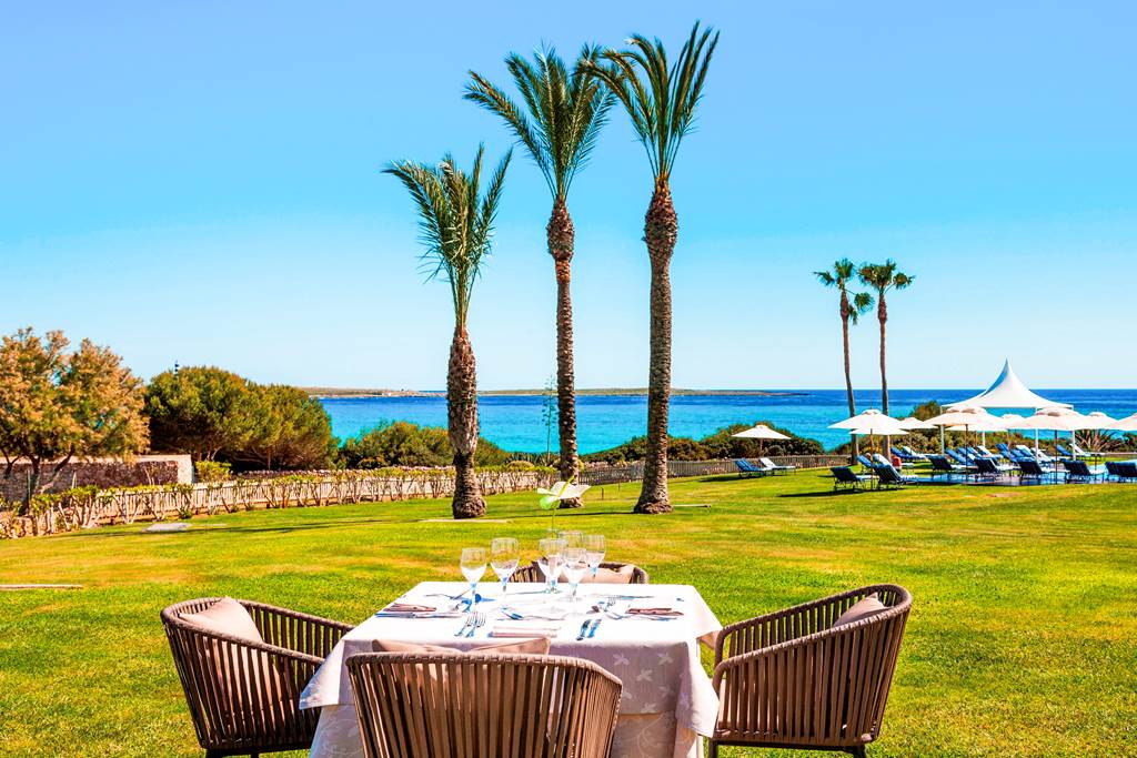 Insotel Punta Prima Prestige Suites & Spa - Punta Prima hotels ...