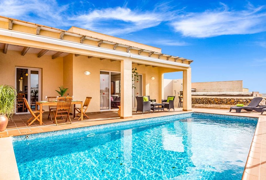 Cala Llonga Menorca Holidays & Best Packages 2024/2025 | Cala Llonga ...