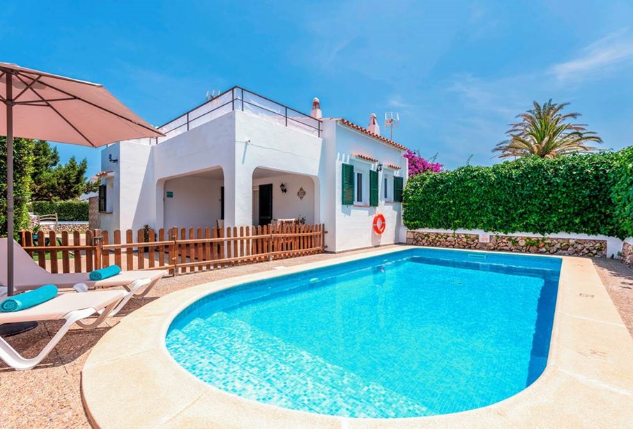 Calan Blanes (Menorca) | Jet2holidays 2025/2026