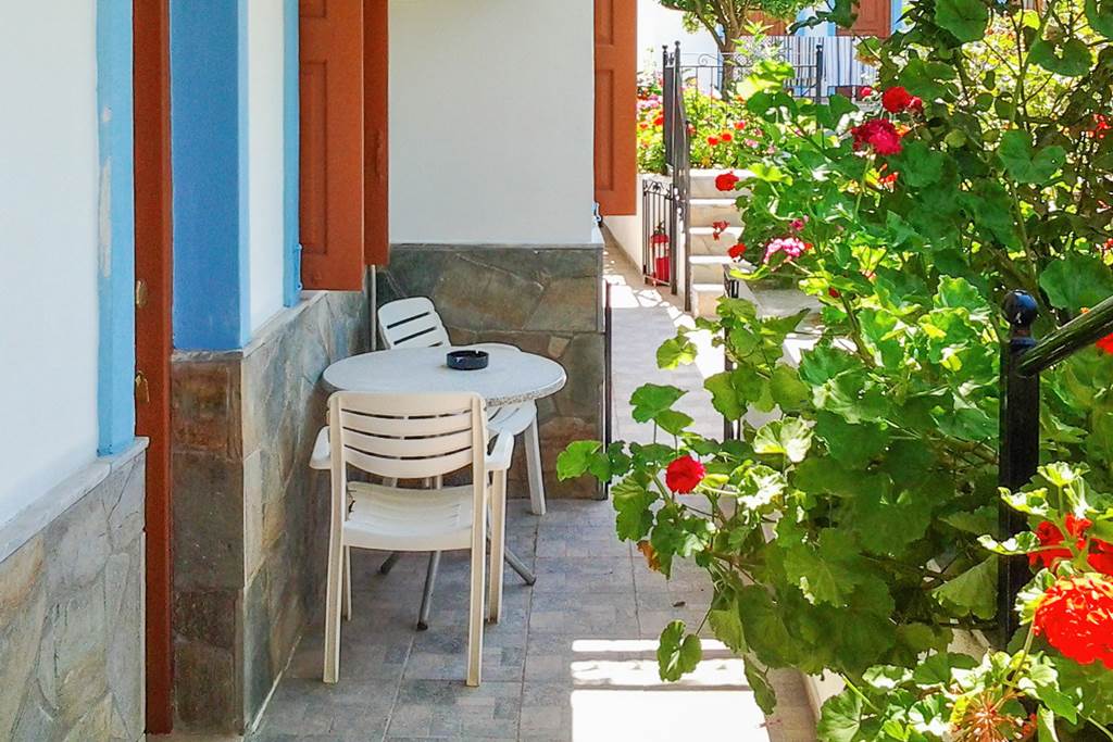 Nikis Michael Studios - Petra hotels | Jet2holidays