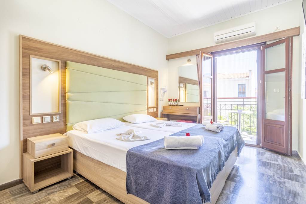 Nikis Seafront Studios - Petra hotels | Jet2holidays