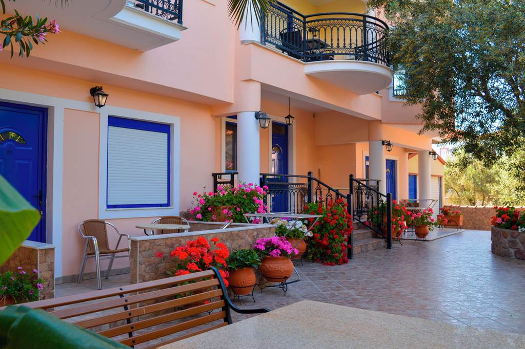 Anaxos Gardens - Anaxos hotels | Jet2holidays