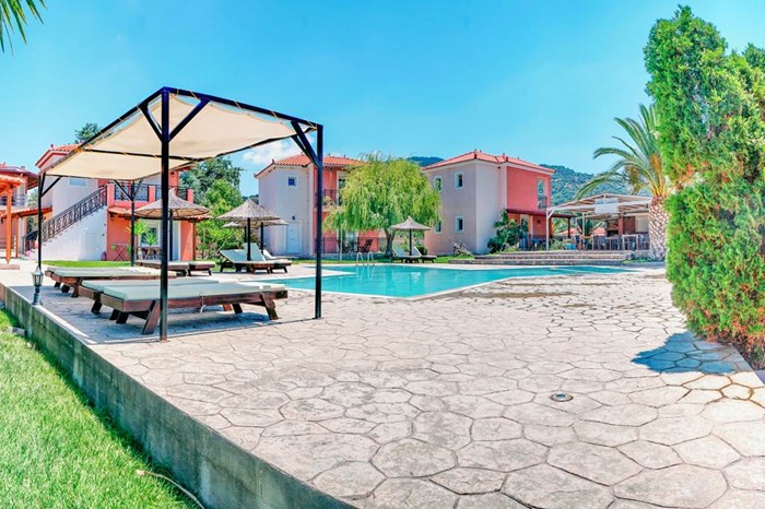 Yakinthos Garden - Anaxos hotels | Jet2holidays