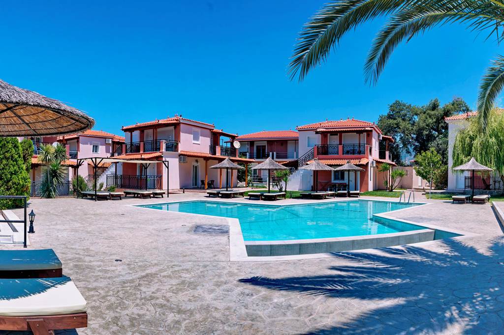 Yakinthos Garden - Anaxos hotels | Jet2holidays