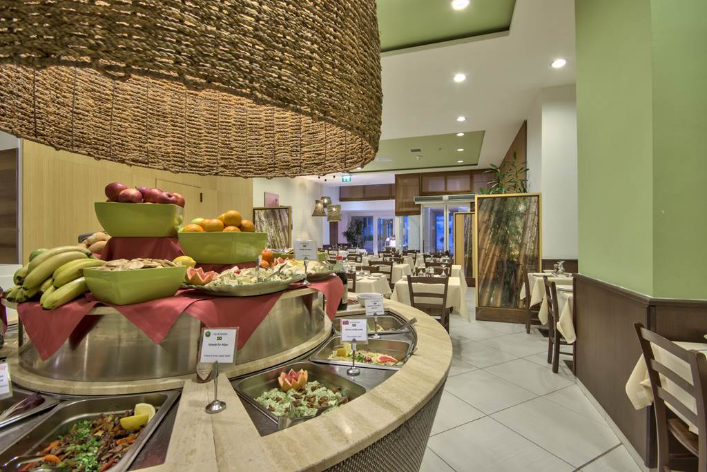 db Seabank Resort & Spa - Mellieha Bay hotels | Jet2holidays