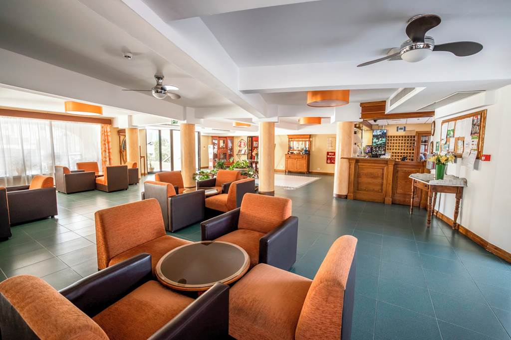 Sunseeker Holiday Complex - St Paul's Bay hotels | Jet2holidays