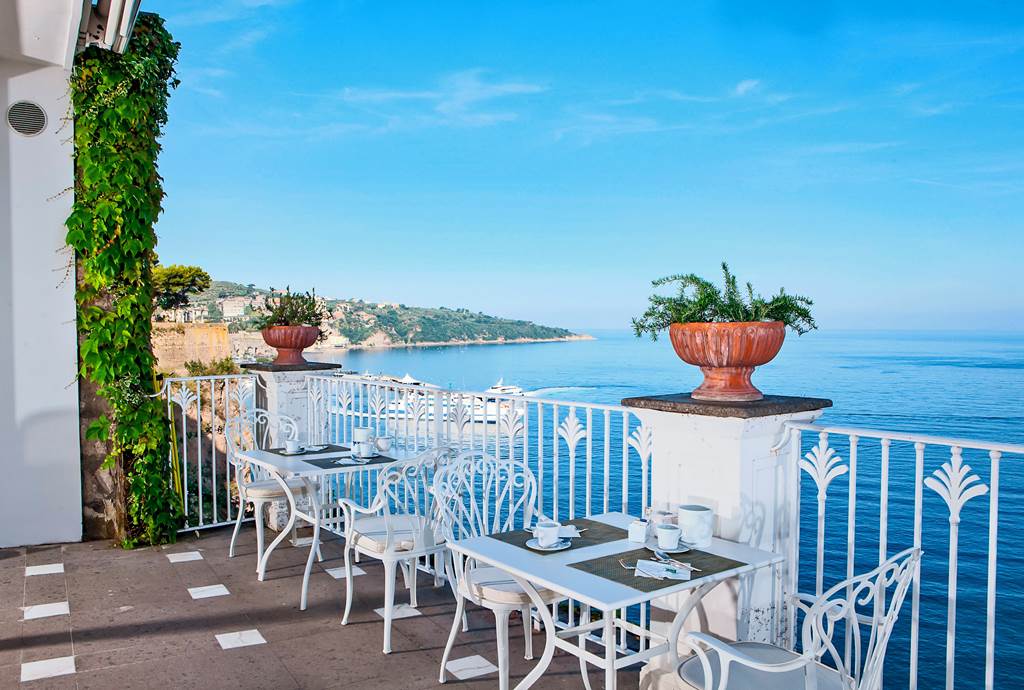 Grand Hotel Riviera - Sorrento (Centre) hotels | Jet2holidays