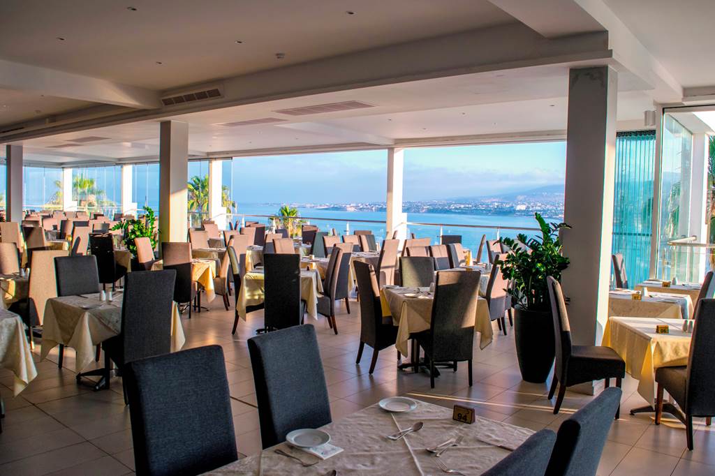 Theo Sunset Bay Hotel - Coral Bay hotels | Jet2holidays