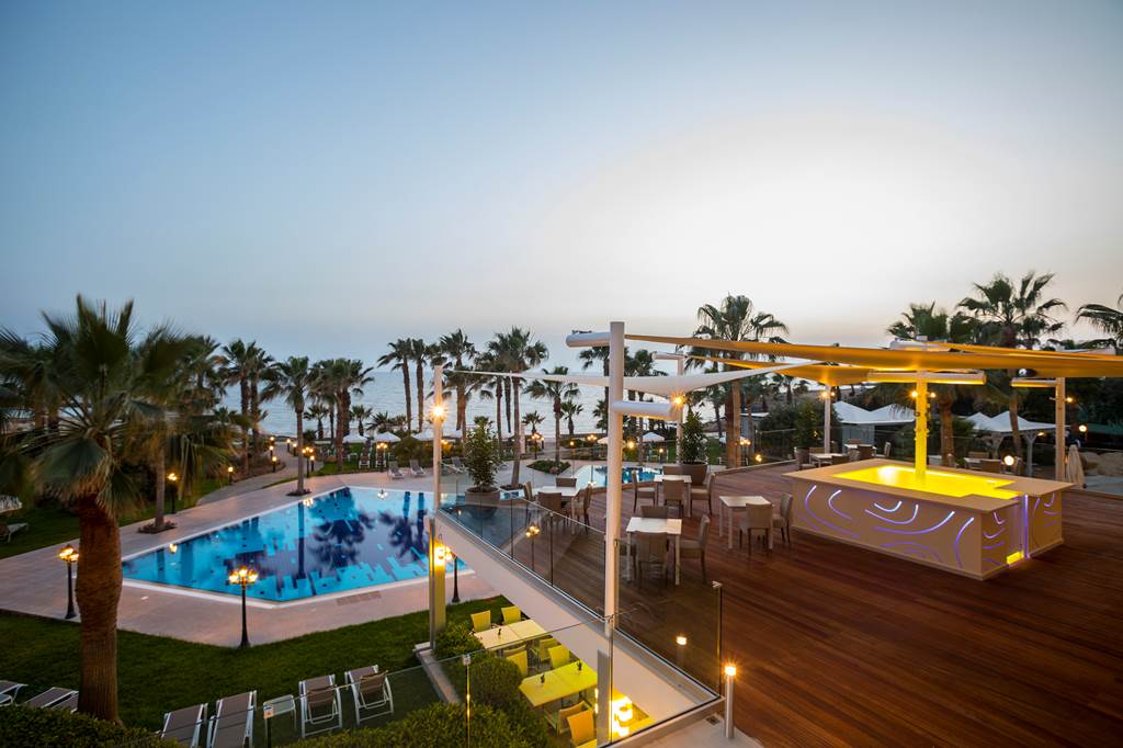 Aquamare Beach Hotel & Spa - Paphos Resort hotels | Jet2holidays