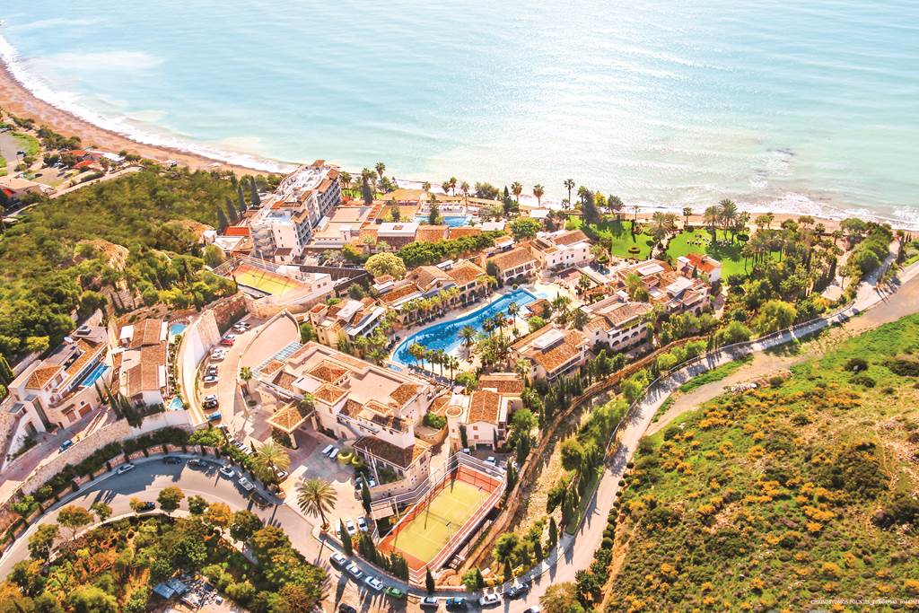 Columbia Beach Resort - Pissouri hotels | Jet2holidays
