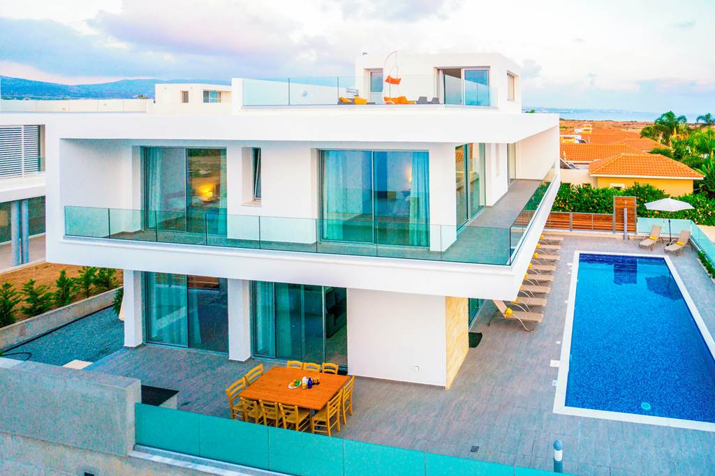 Sea Point Villas - Five Bedroom Villa | Jet2Villas | Jet2holidays