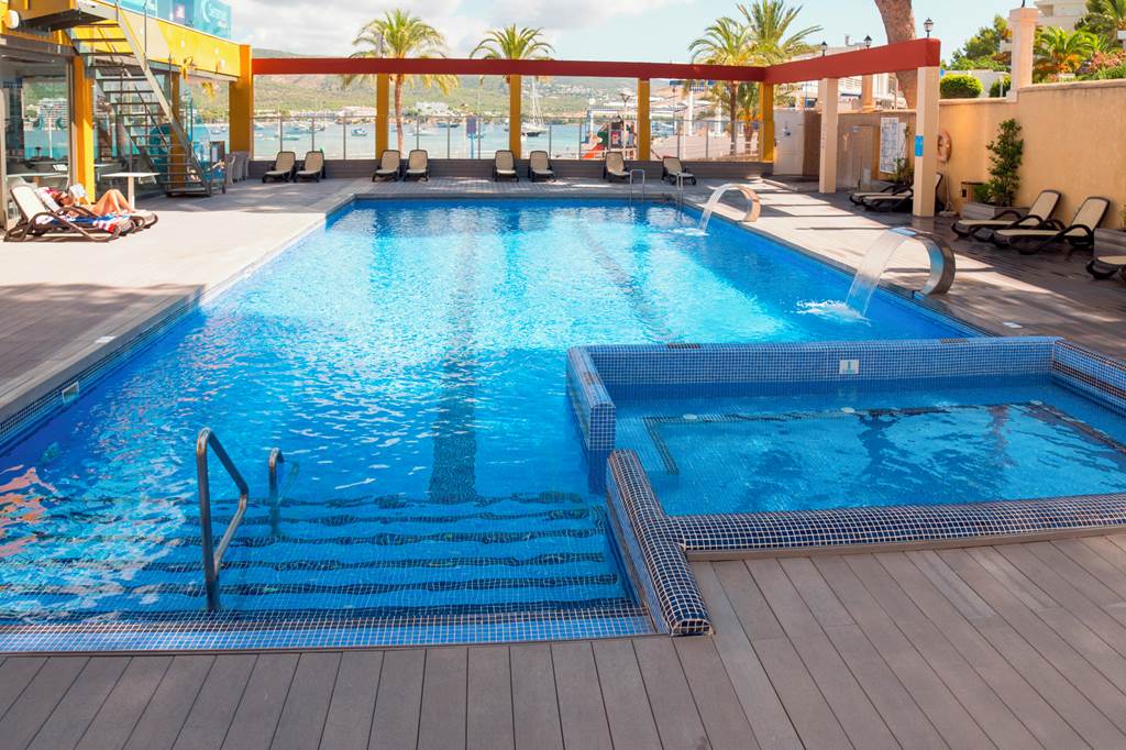 Hotel Comodoro Playa - Palma Nova hotels | Jet2holidays