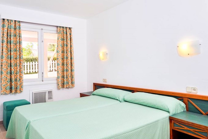 Sol Cala d'Or Apartments - Cala DOr Hotels | Jet2holidays