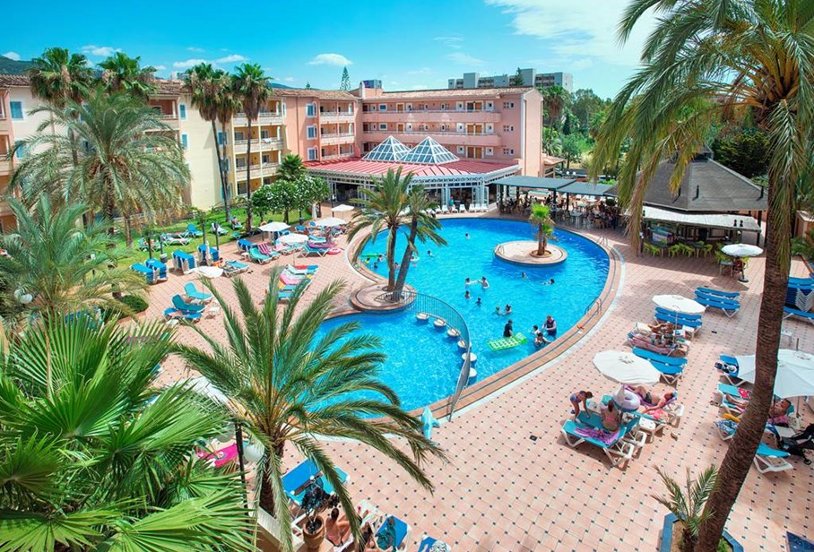 Majorca Holidays & Best Deals 2025/2026 | Majorca Hotels | Jet2holidays