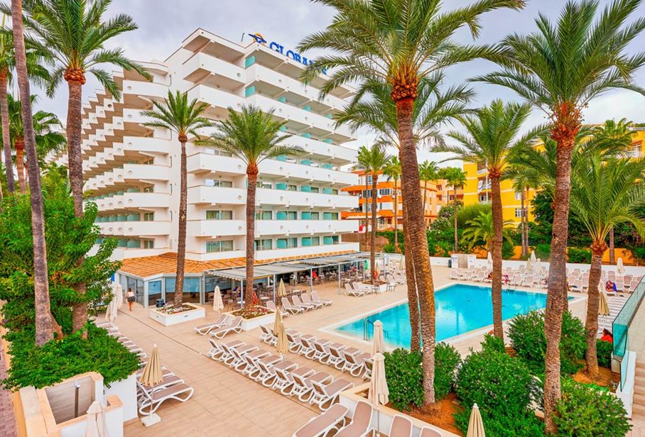 Majorca Holidays & Best Deals 2025/2026 | Majorca Hotels | Jet2holidays